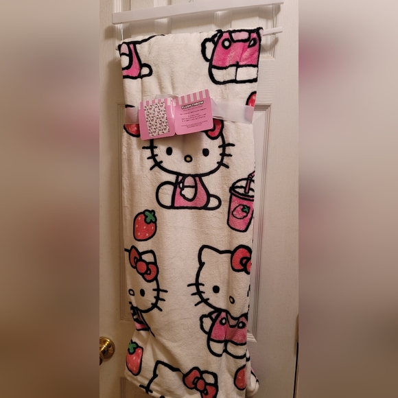Hello Kitty | Bedding | Hello Kitty White Pink Strawberry Milk Plush ...